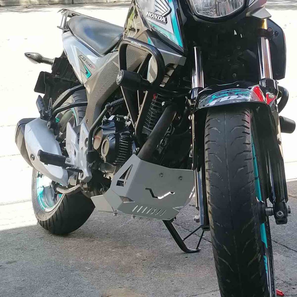 Pechera Cubrecarter - Honda CB 160F | FECORMOTOS