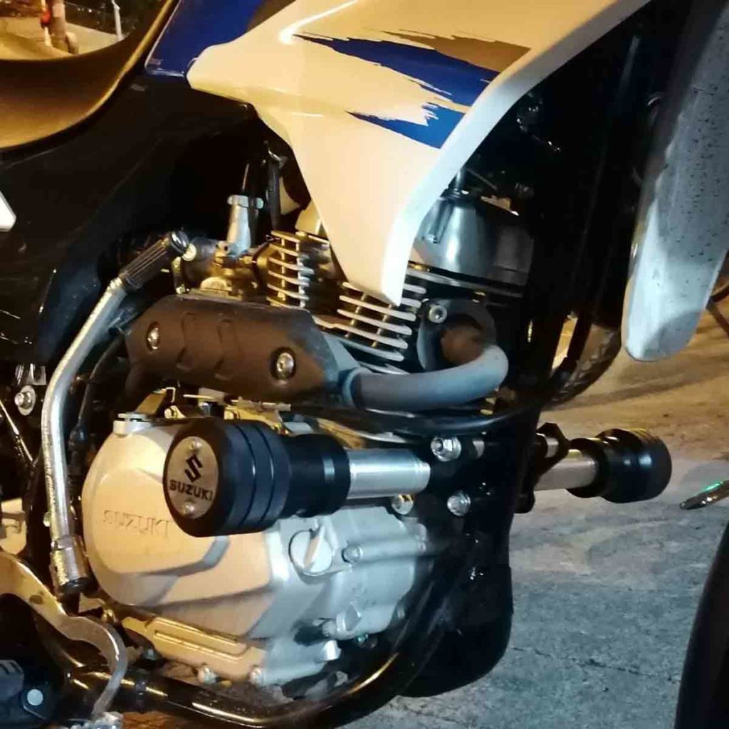 Sliders macizo de lujo - Suzuki DR 150 | FECORMOTOS