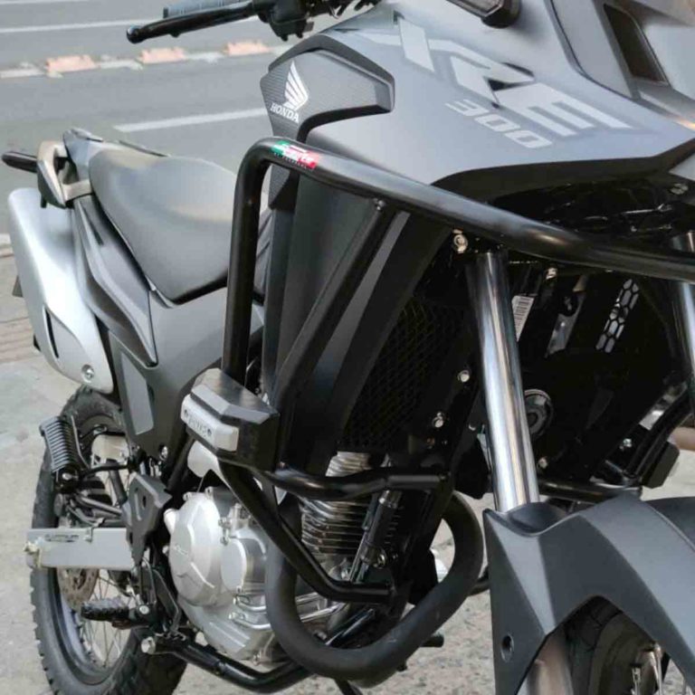 Defensa rígida en alerón - Honda XRE300 - Tornado 250 | FECORMOTOS