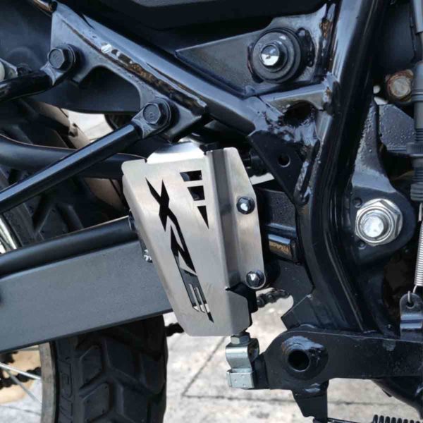 Guardacadena inoxidable - Honda XRE300 - Tornado 250 | FECORMOTOS