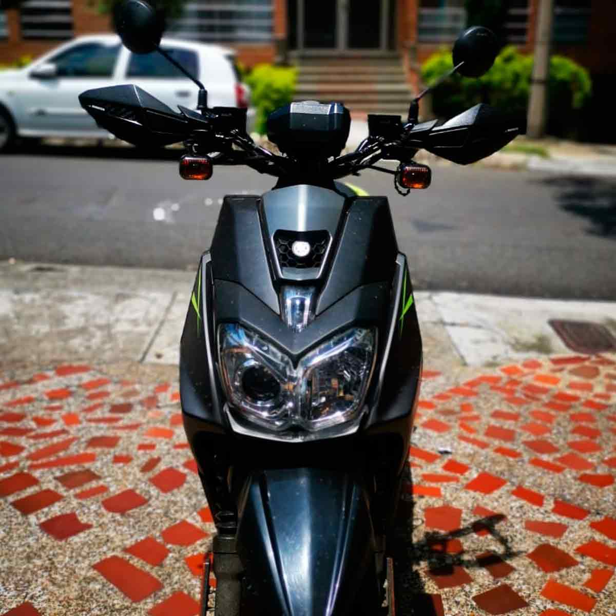 Sliders de ejes premiun nylon para Yamaha BWS | FECORMOTOS